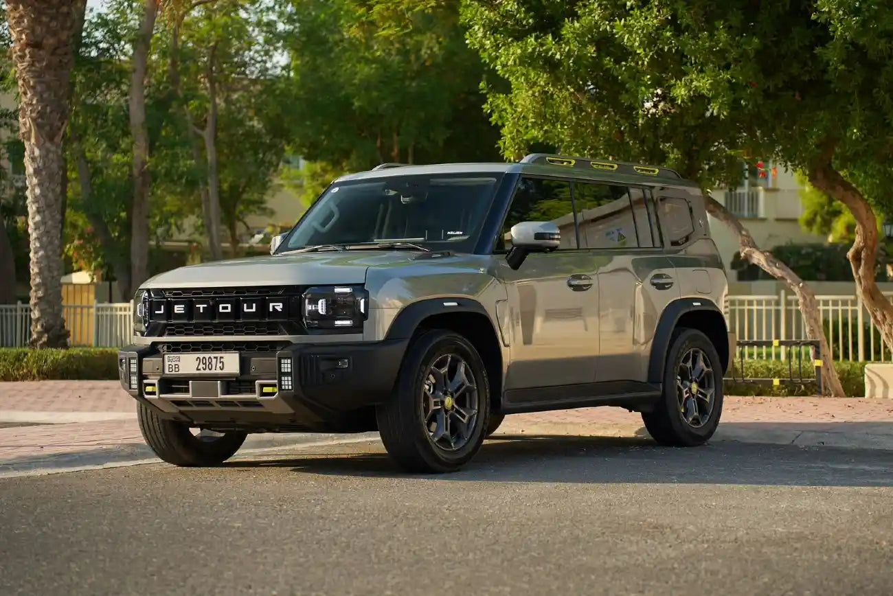 Rent Jetour T2 in Dubai | No Deposit | Crypto, Card & Cash – Creekcars.com
